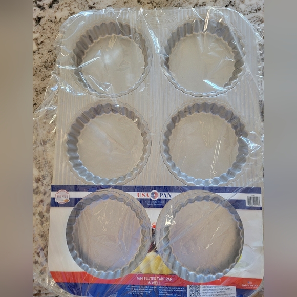 USA PAN | Kitchen | Mini Fluted Tart Pan 6 Well Non Stick | Poshmark